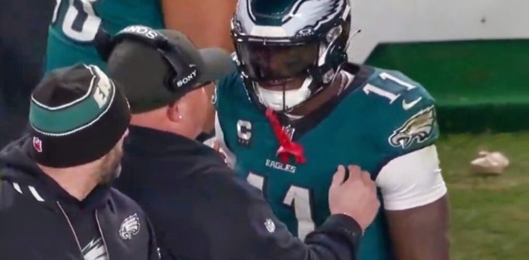 Social Media Lip Readers Think They’ve Uncovered The Vulgar One-Word ...